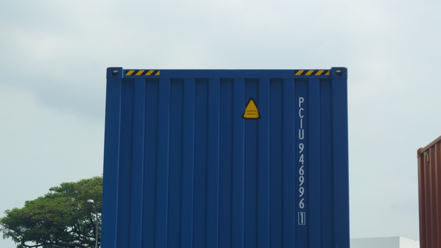 Everything you need to know about Container Doors - Haulio